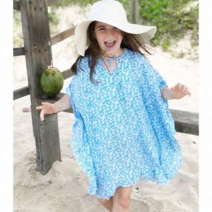 Saída de Praia Infantil – 65 Modelos Super Adoráveis & Dicas de Marcas!